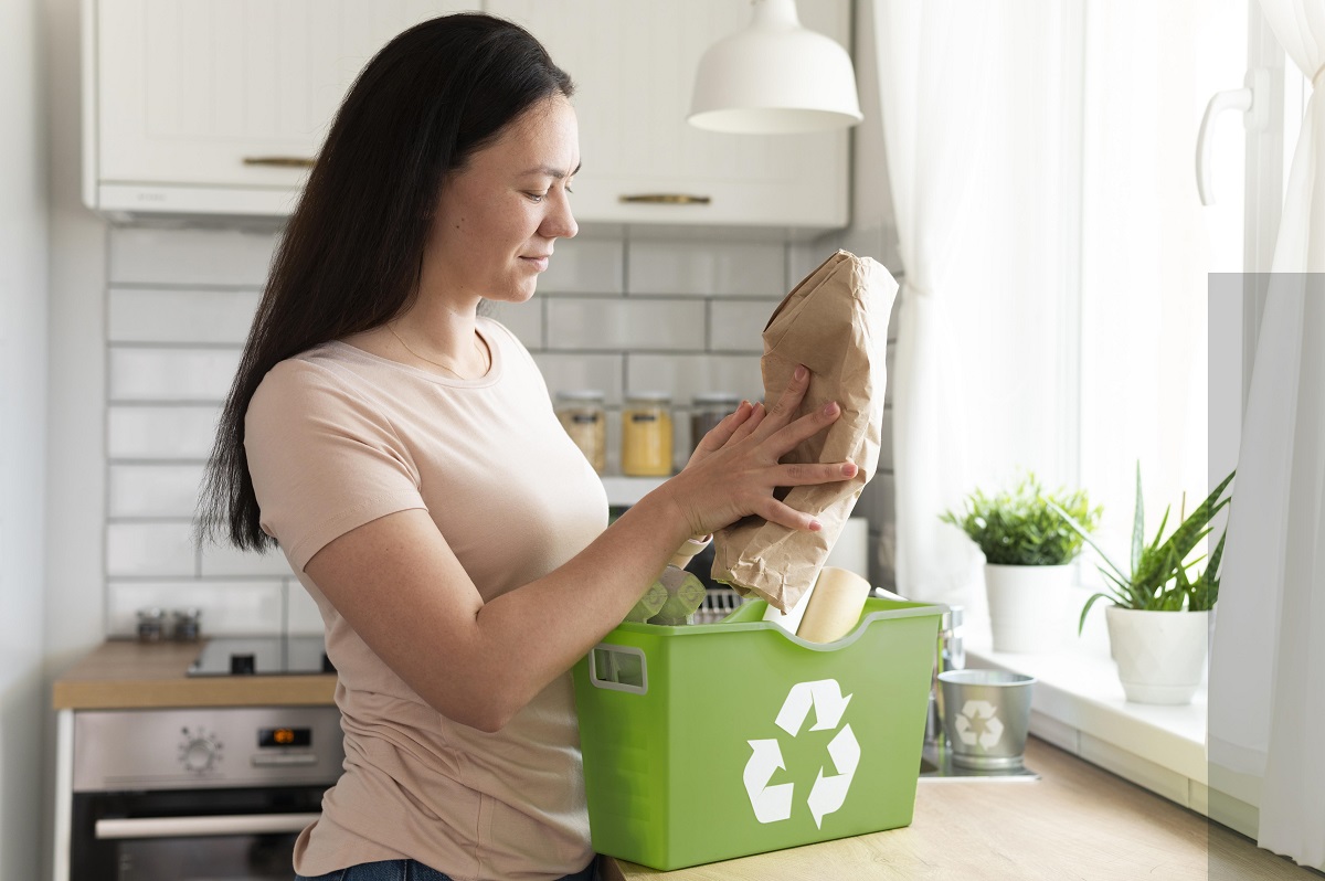 Why Does My Bin Smell Bad? Causes & Easy Fixes for Fresh Bins